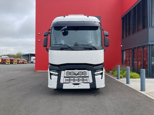 Tracteur T480 T4X2 DE13